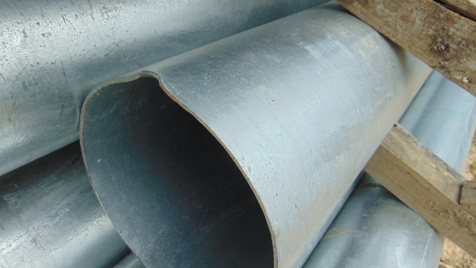 Used Galvanized Steel Pipe | repurposedMATERIALS