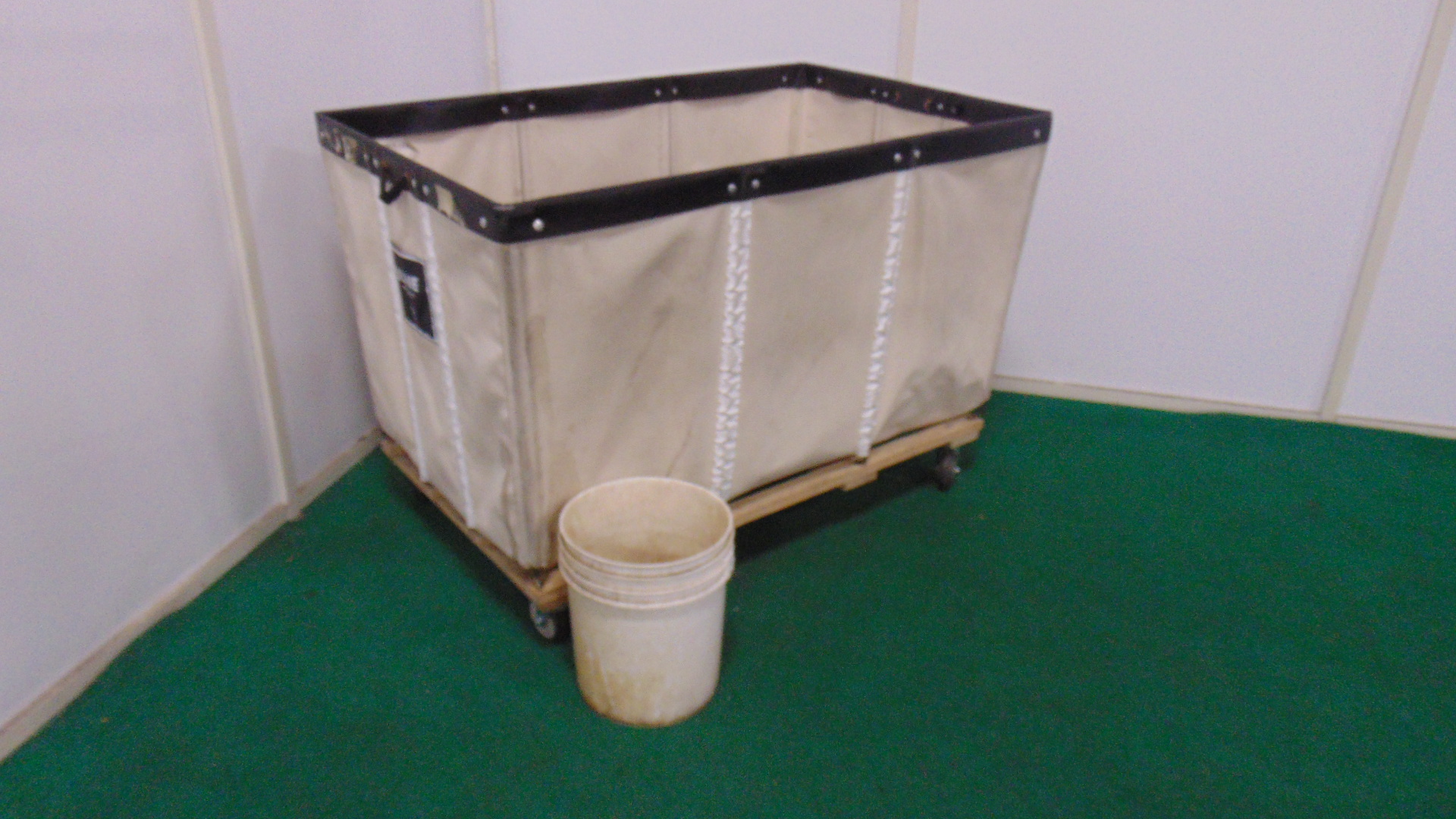 USED Canvas Basket Truck | repurposedMATERIALS
