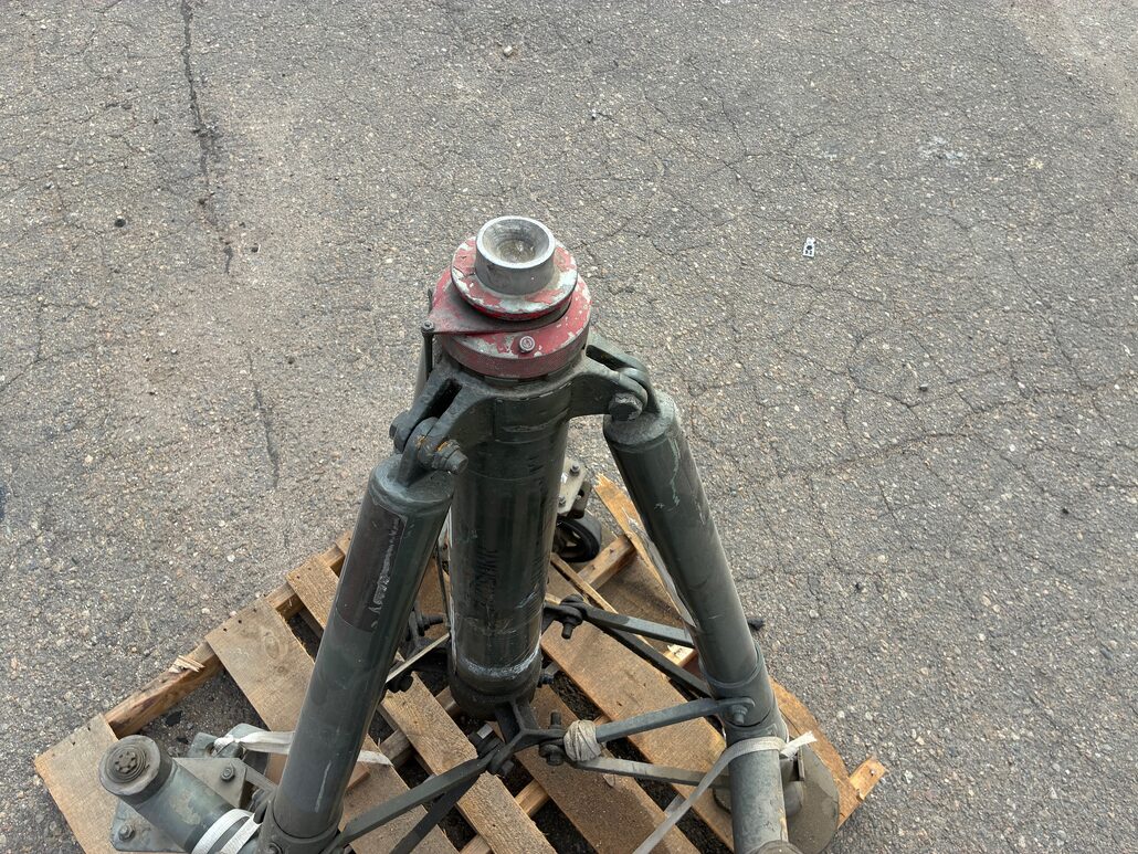 USED Airplane Tripod Jack | repurposedMATERIALS